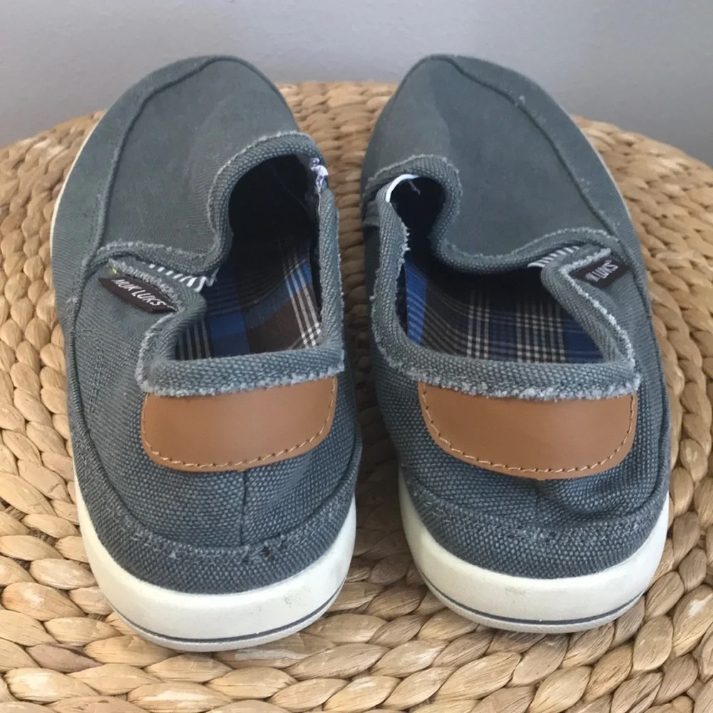 Muk Luks | Shoes | Mens Muk Luks Otto Grey Canvas Shoes 9 | Poshmark